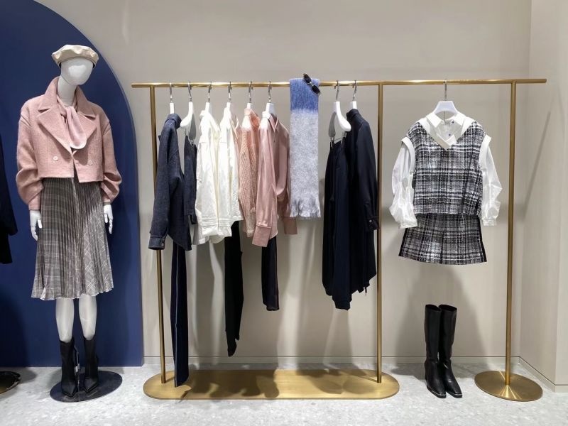 Custom Made Clothing Store Display Hangers and Fixtures Window Display